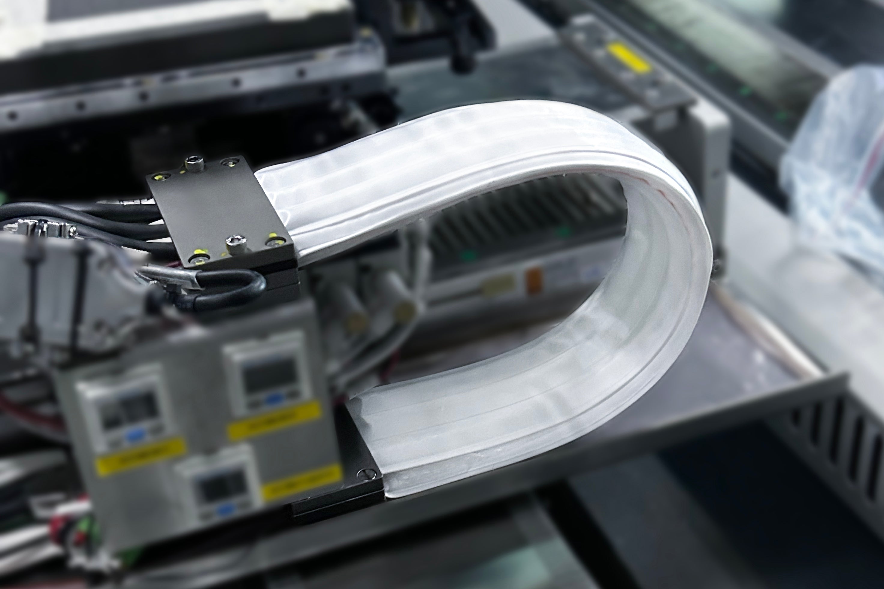Advanced Drag Chain Solutions for Moving Cable Systems in Clean Rooms ...